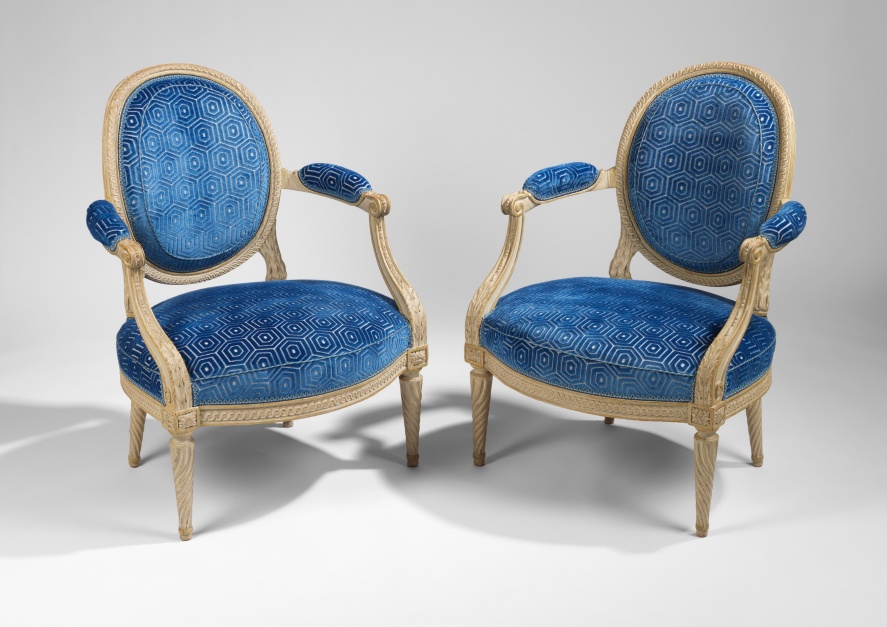 Suite of Louis XVI Carved white painted seat furniture, comprising a ...